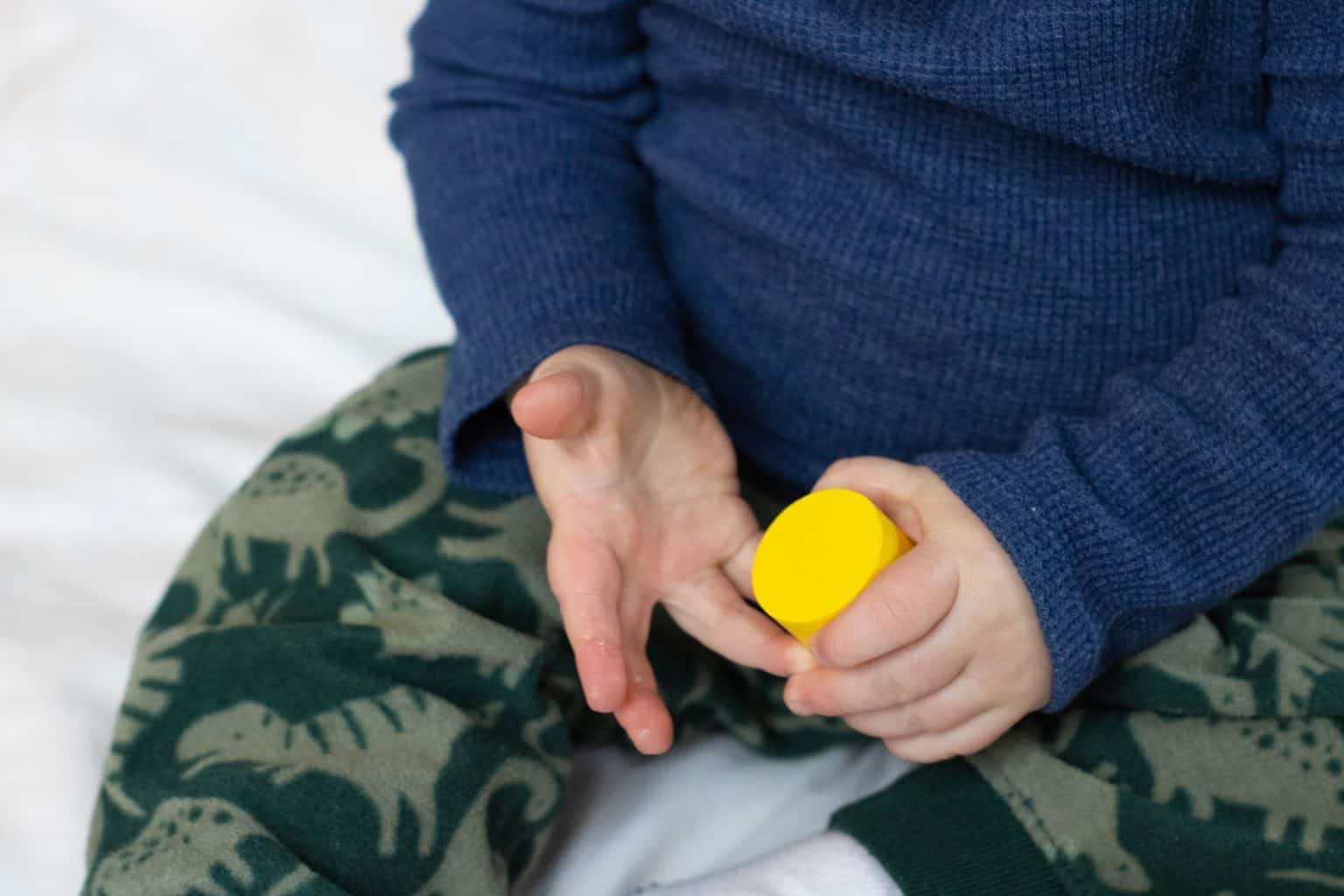 Pincer Grasp Activities for Babies (Fun and Easy) - The Montessori Twin ...